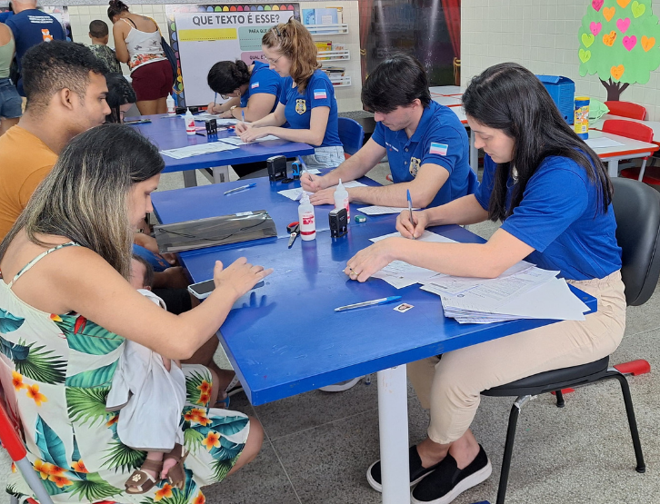 PCIES - Polícia Científica participa de ação social na Serra neste ...
